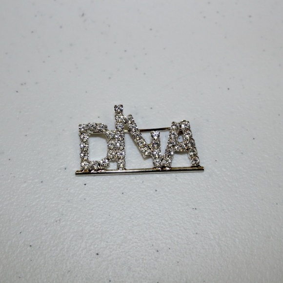 Mary Kay | Jewelry | Mary Kay Silver Diva Pin | Poshmark
